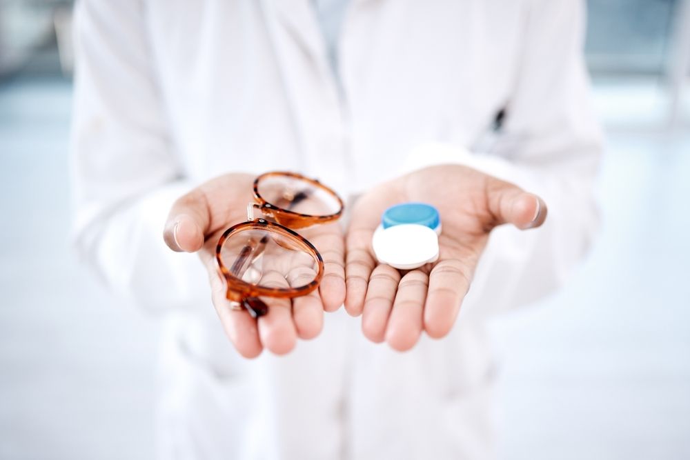 Navigating The World Of Contact Lenses: Pros And Cons | Estero, FL ...